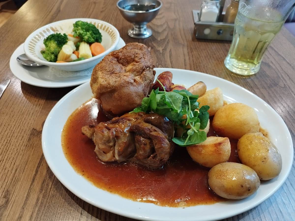 Menu at Green Tree Hotel pub & bar, Peebles