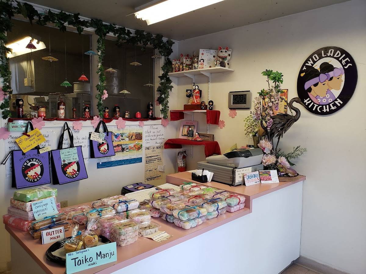 Menu at Two Ladies Kitchen desserts, Hilo