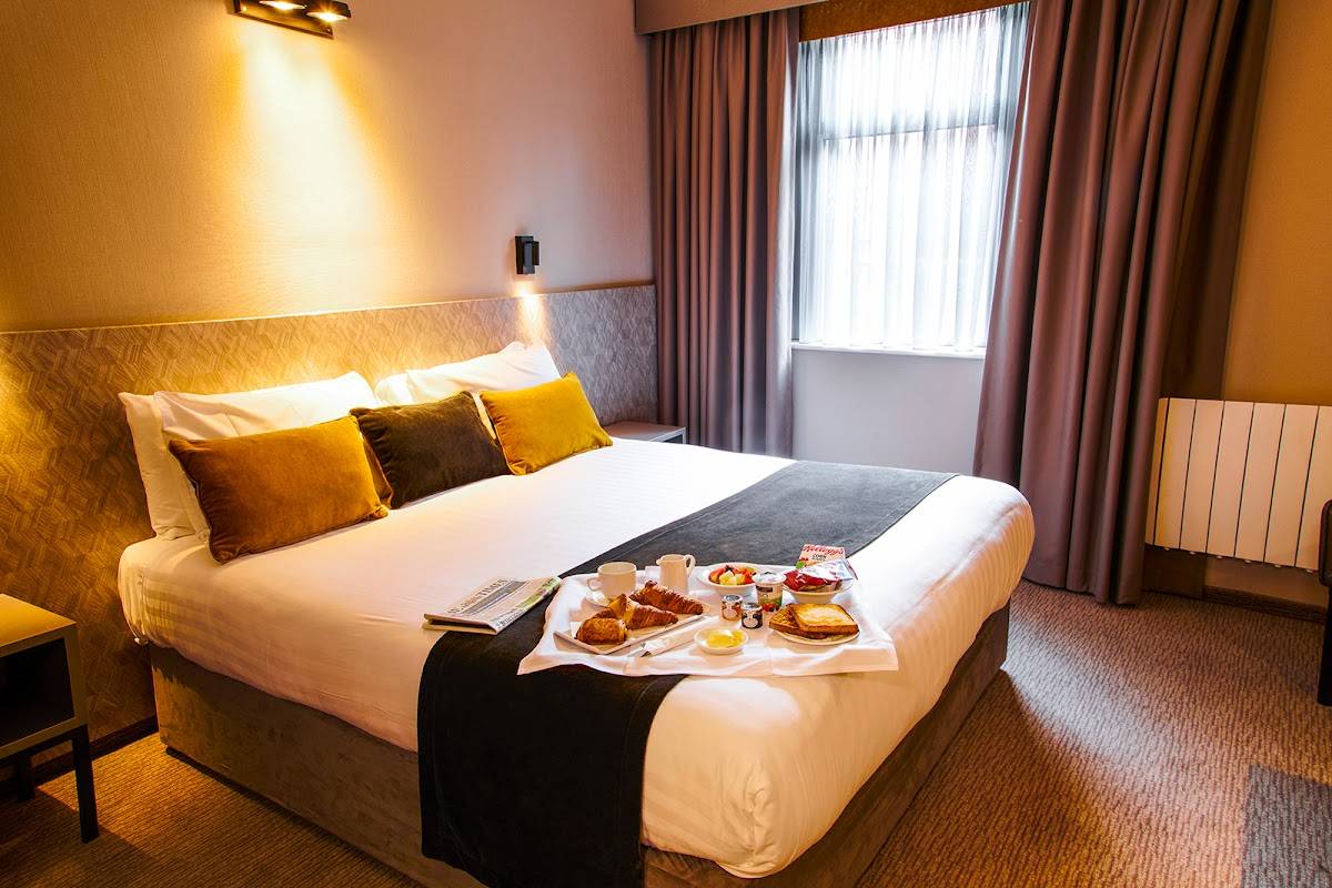 Menu at The Royal Toby Hotel restaurant, Rochdale