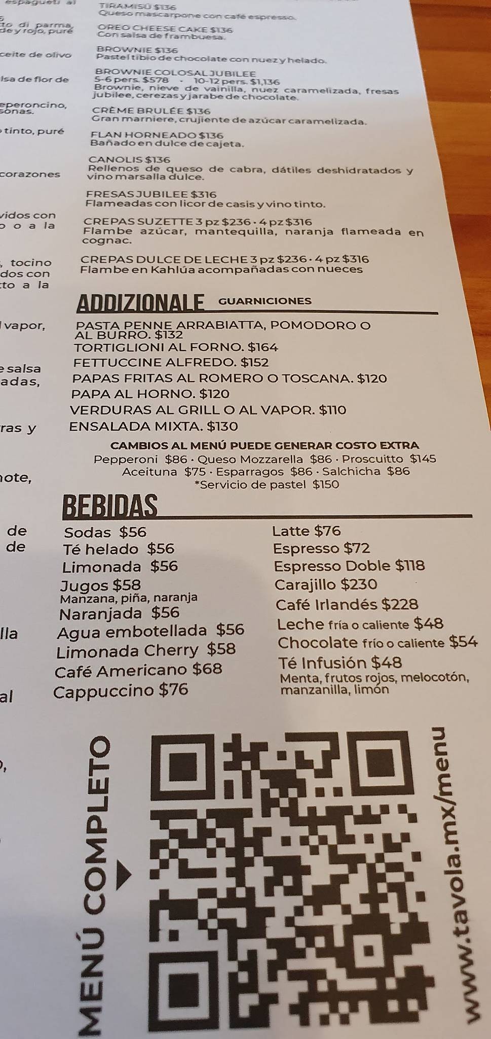 Menu at Devoralia restaurant, Mexicali, Calz. Cetys 1950