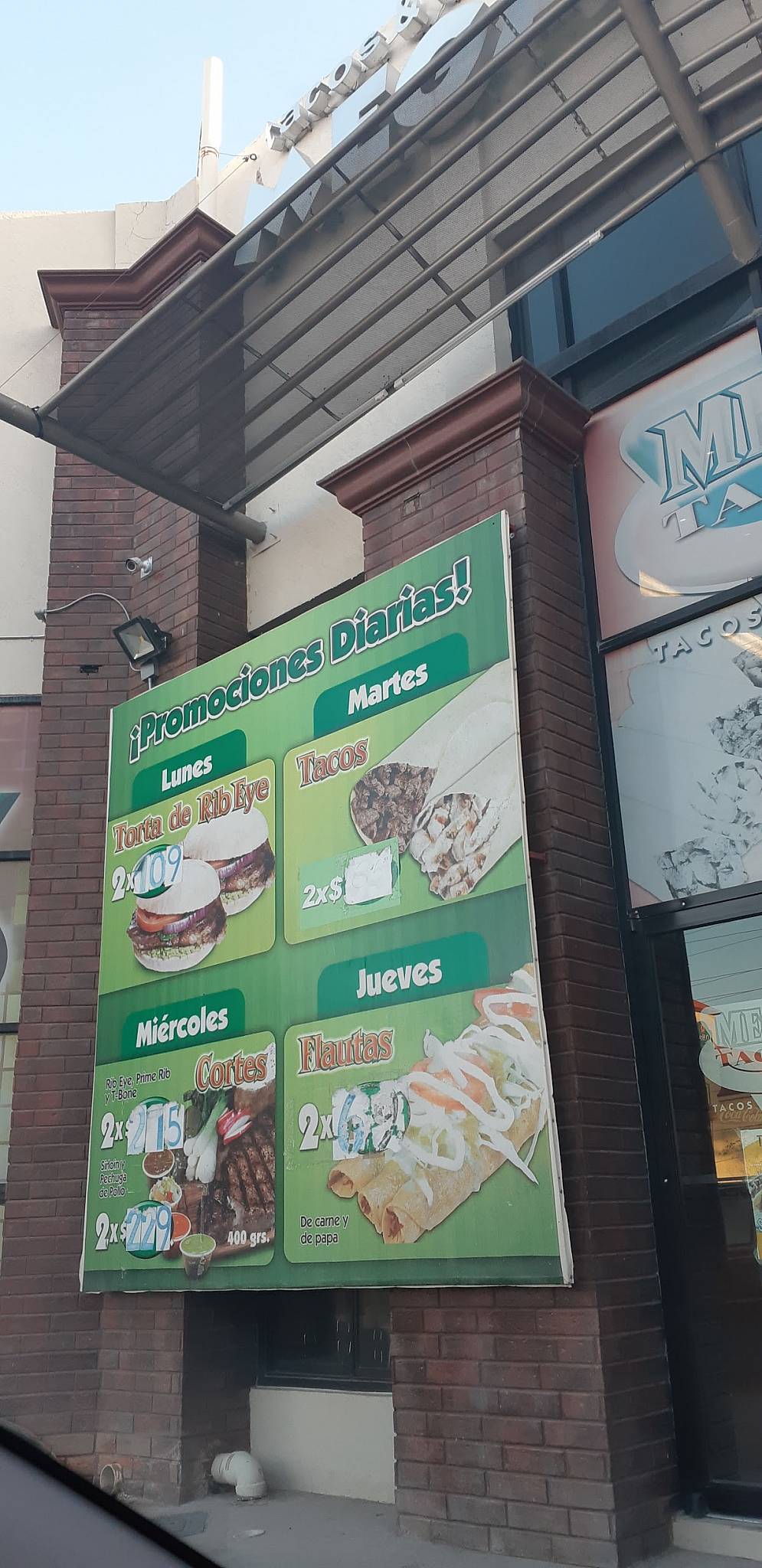 Carta del restaurante Mega Tacos, Ciudad Juarez, Ejército Nacional 8260-2
