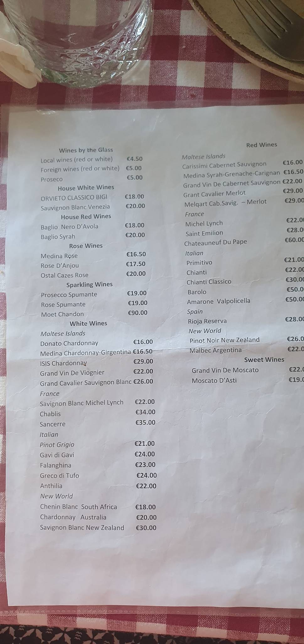 Menu at Peppino's restaurant, Saint Julian's