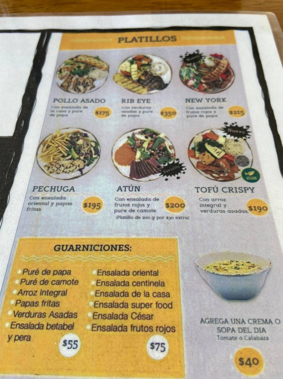 Menu at Devoralia restaurant, Mexicali, Calz. Cetys 1950