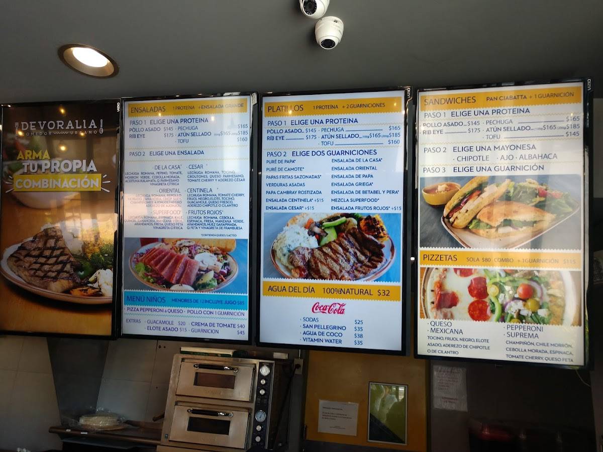 Menu at Devoralia restaurant, Mexicali, Calz. Cetys 1950