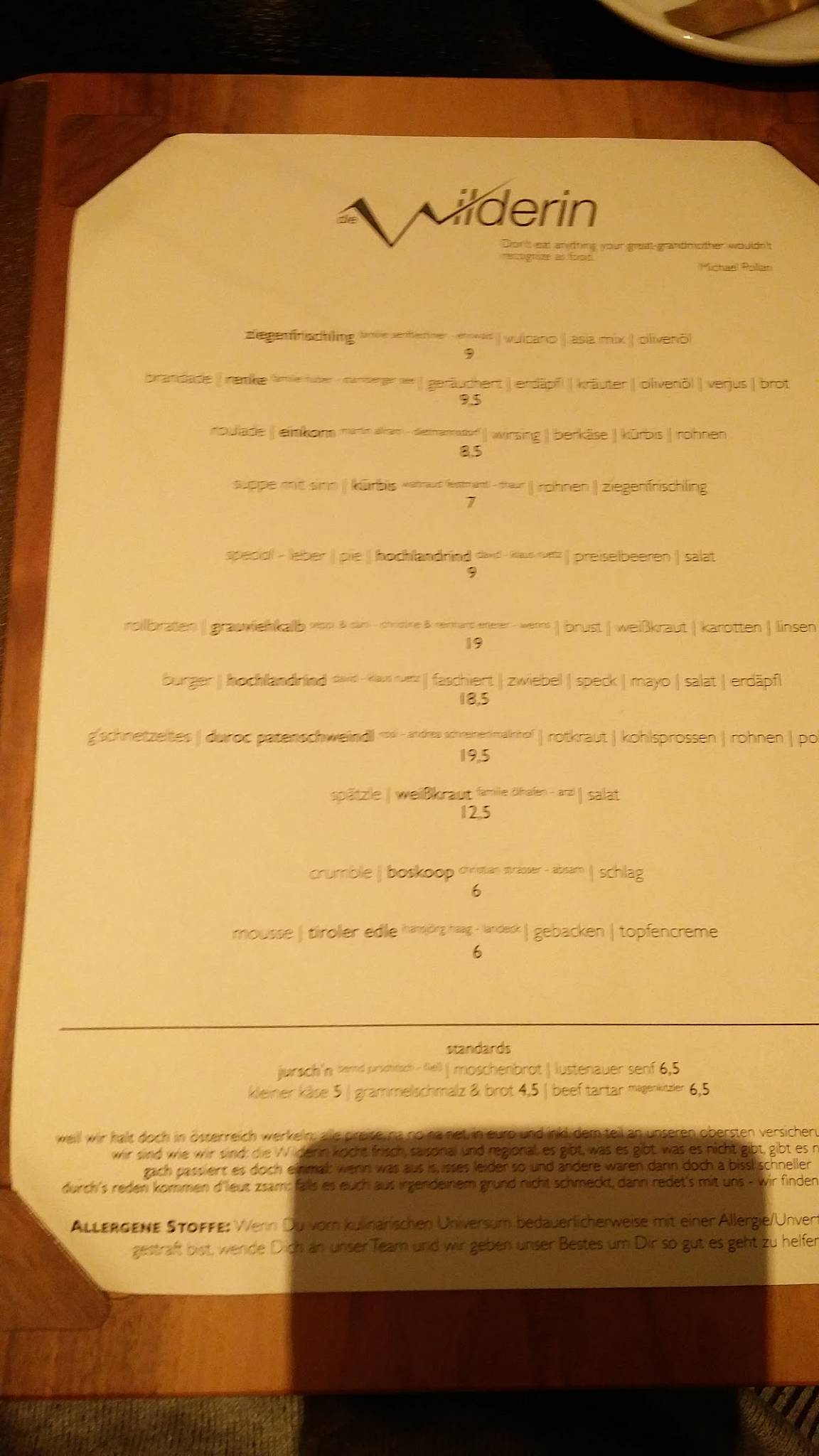 Menu at die Wilderin pub & bar, Innsbruck