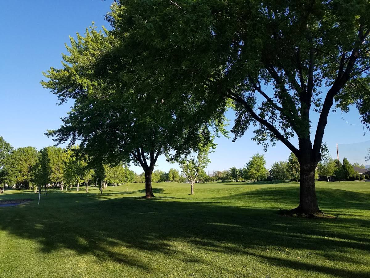 Menu at Apple Tree Golf Course pub & bar, Yakima