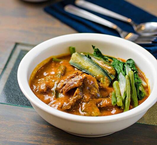 Top 10 restaurants with kare-kare in Surat, april 2025 - Restaurant Guru