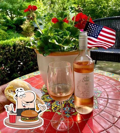 Del Vino Vineyards, Northport - Restaurant menu, prices and reviews