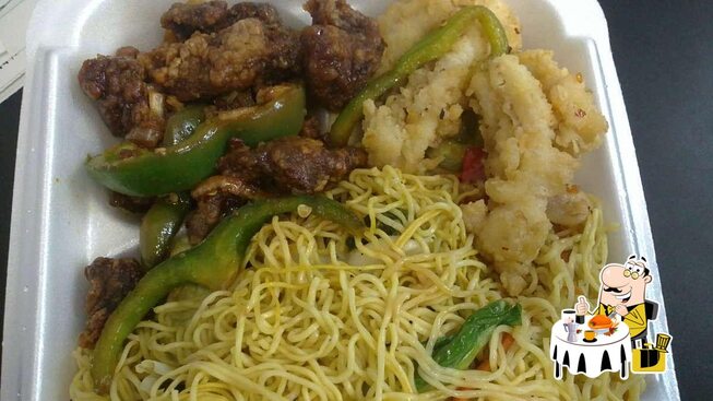 Menu at Fong Yinh BBQ, Winnipeg