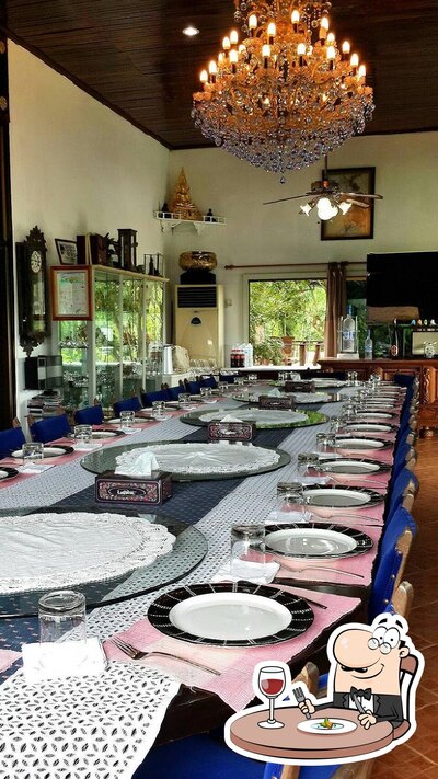 ร้านโต๊ะเดียว รีสอร์ต คาเฟ่ แอนด์เรสเตอร์รอง, Nong Lu - Menú del ...