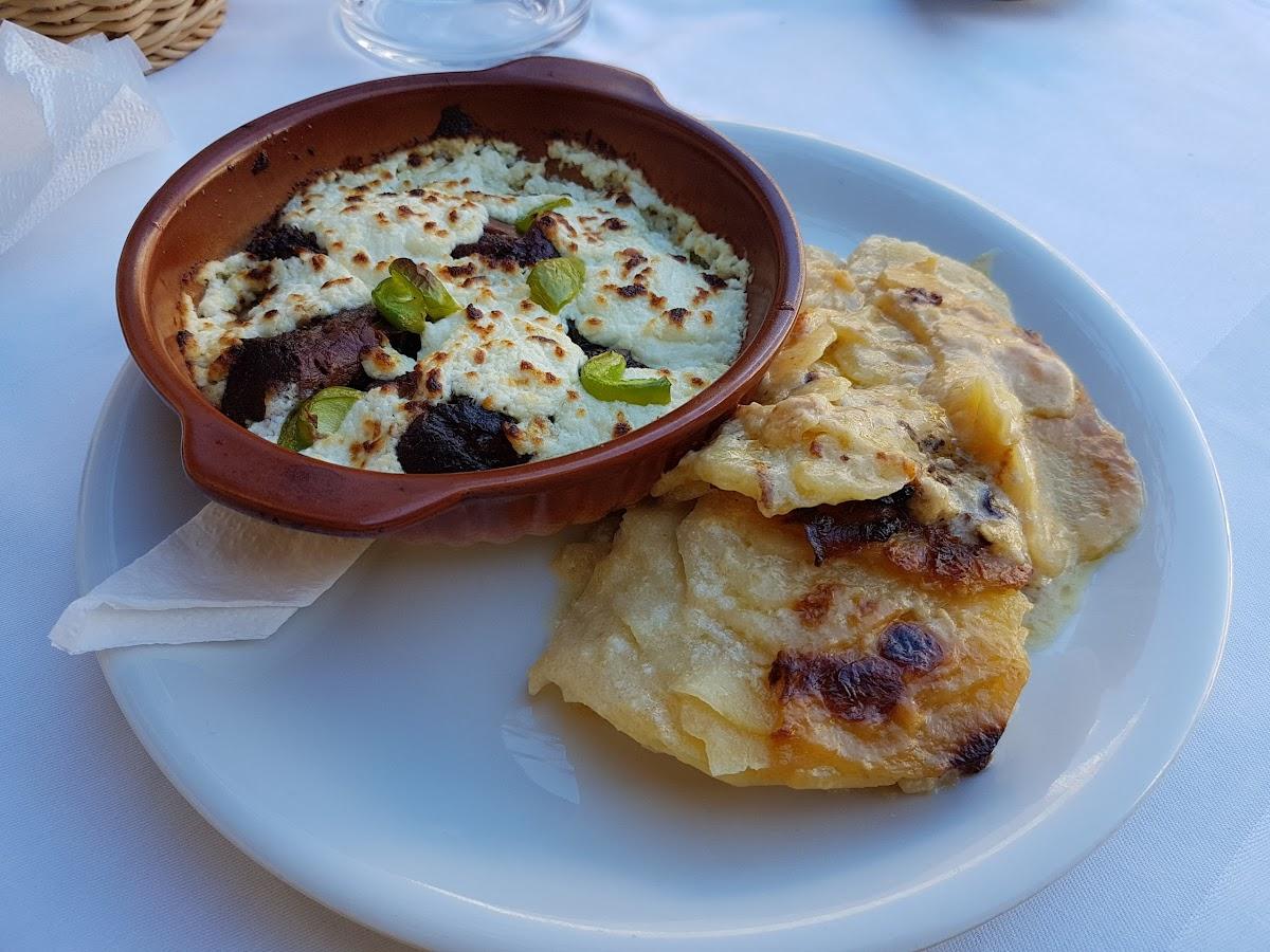Top 10 traditional Cretan dishes to try in Chania