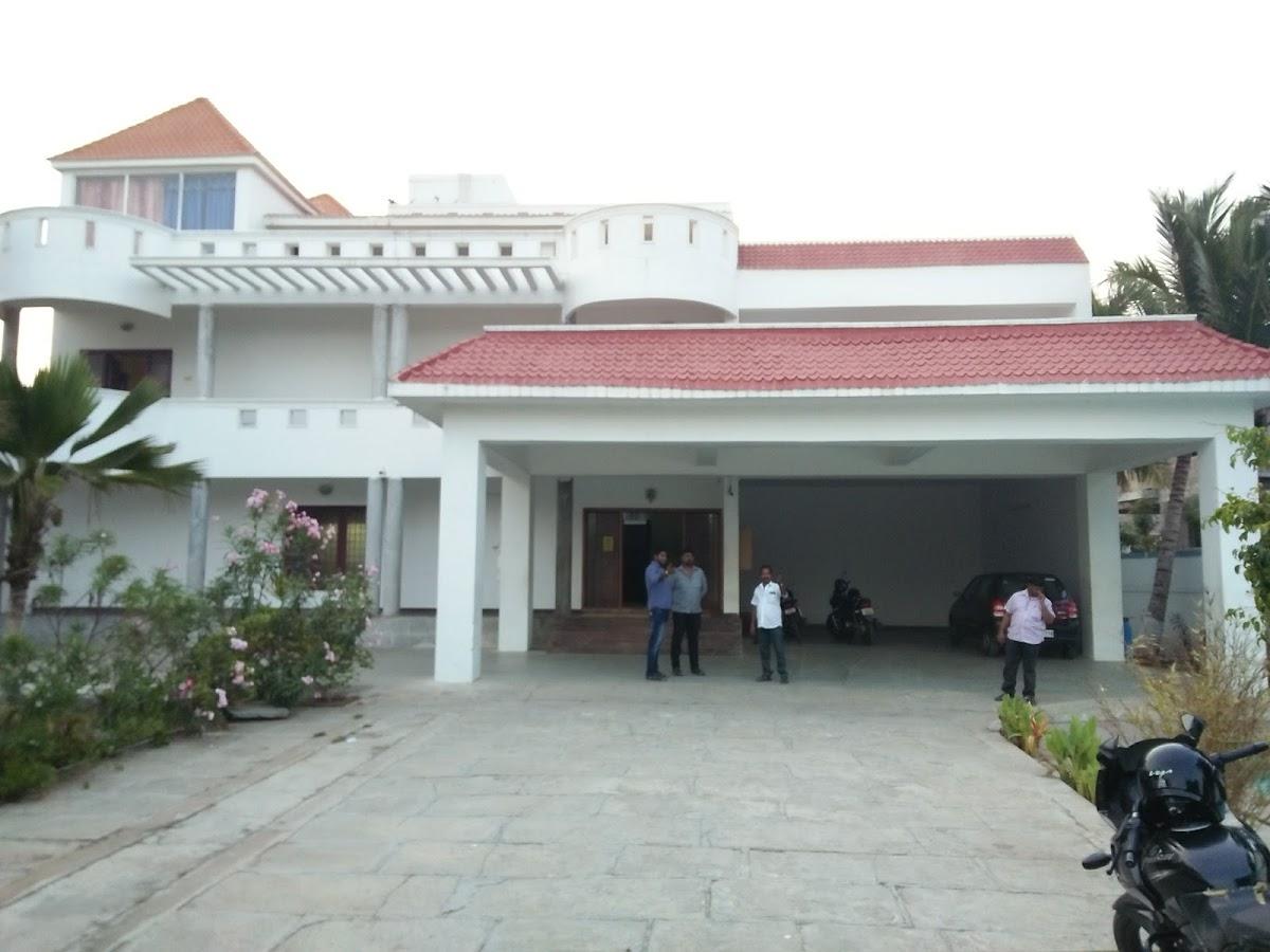 Elite Tasmac ECR, Kovalam - Restaurant reviews