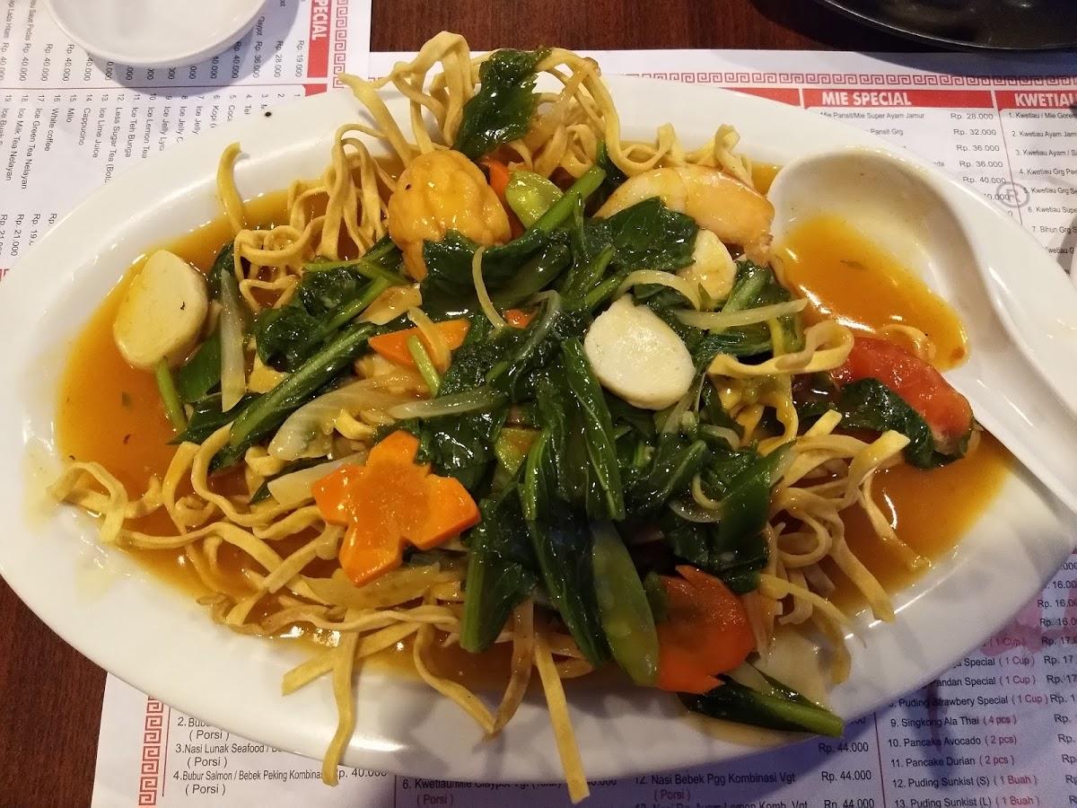 Liu's Garden NELAYAN restaurant, Medan, Thamrin Plaza - Restaurant reviews