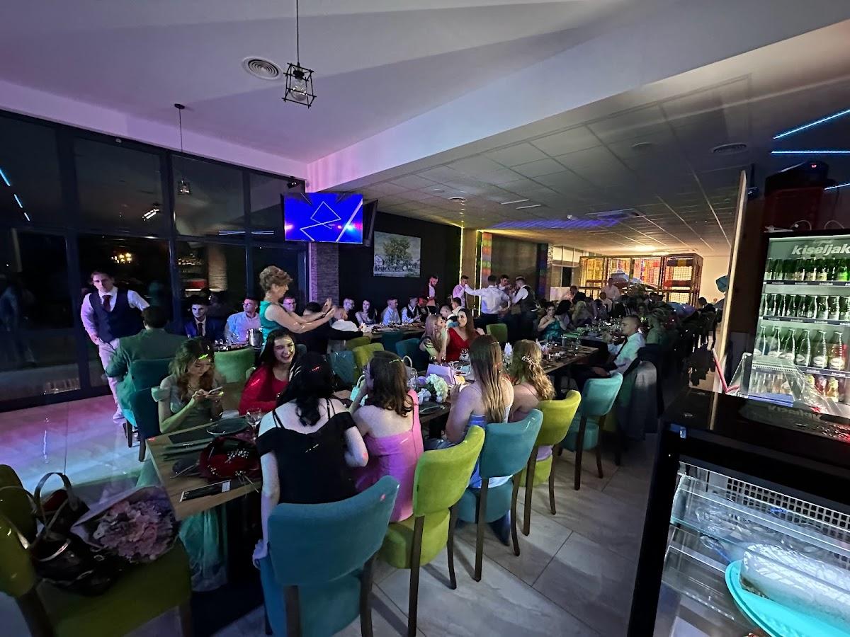 Prestige Restaurant, Klokotnica - Restaurant reviews