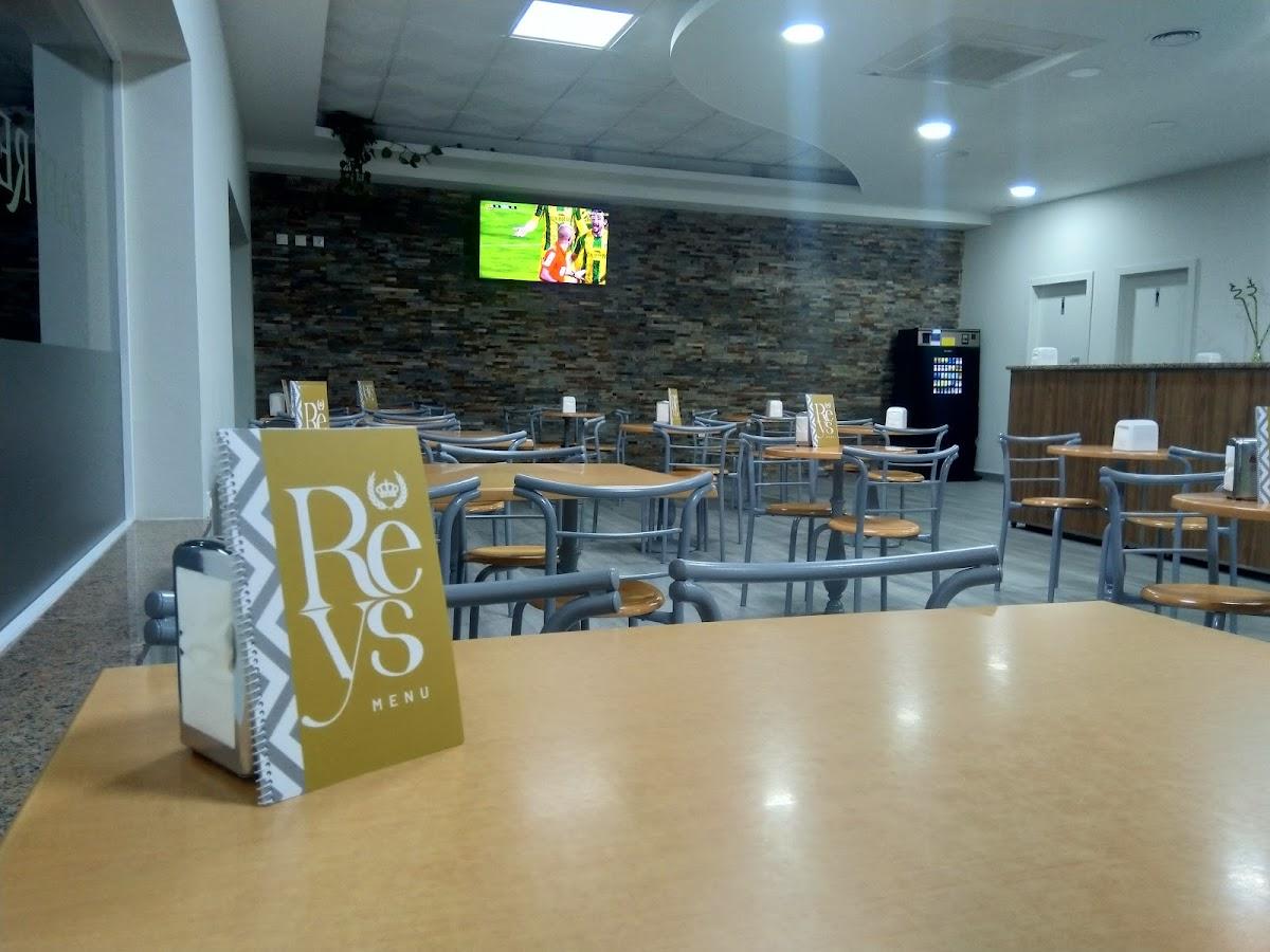 Café Rey's, Confeitaria Snack-bar, Gondalães - Avaliações de restaurantes