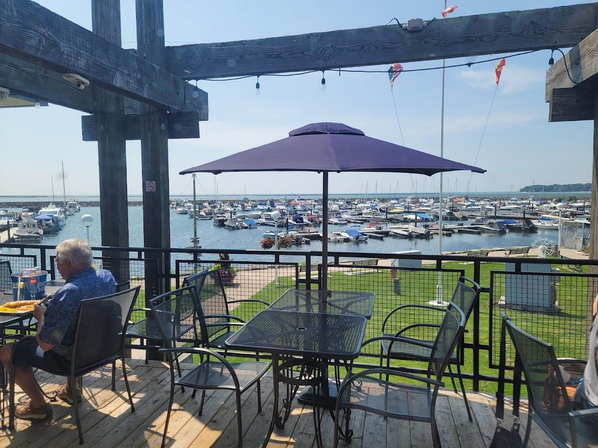 Whiskey & Walleye in Port Colborne - Restaurant menu and reviews