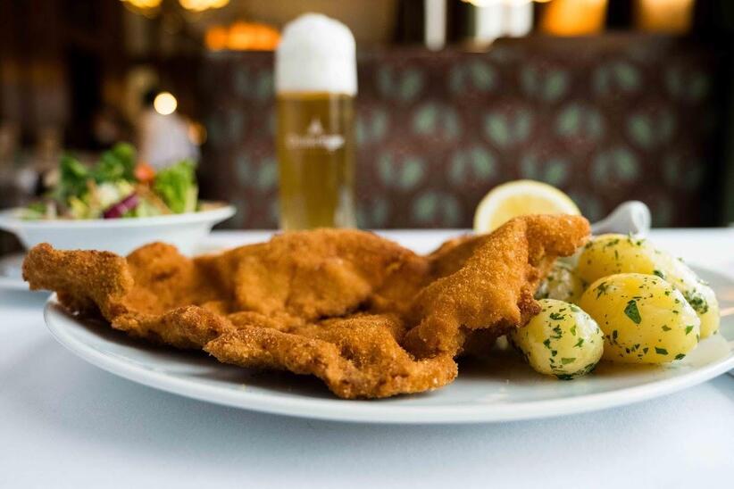 6 places to enjoy a cozy Christmas dinner in Vienna, Austria