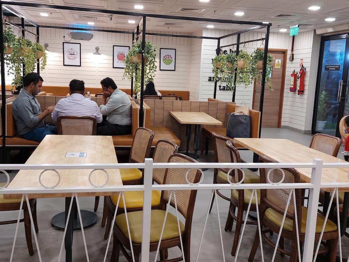 Best restaurants in DLF Avenue Saket Mall - Restaurant Guru