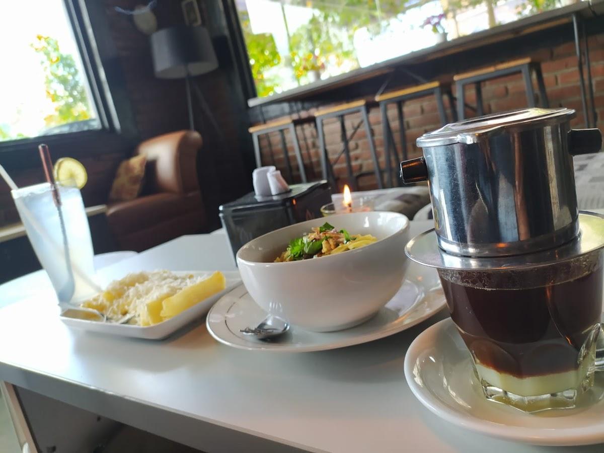 Top 1 restaurant with pizza in Sunggingsari, november 2025 - Restaurant ...