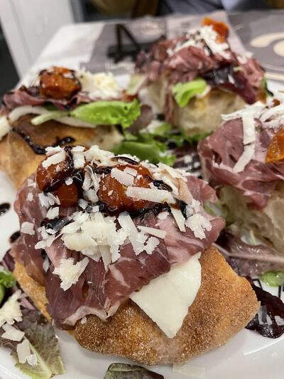 I migliori 10 ristoranti di Pozzuoli , settembre 2025 - Restaurant Guru