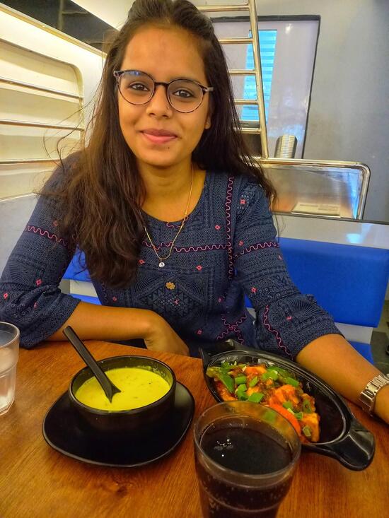 Amchi Mumbai local, Mumbai, Cst - Restaurant reviews