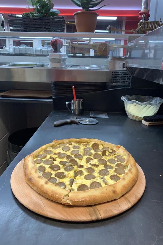 Speisekarte von Venus frituur pizzeria kebab, Tessenderlo