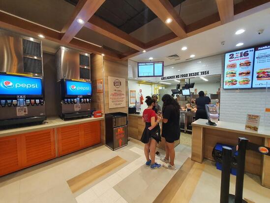 Burger King | Drive Thru restaurante, São Paulo, Av. Salim Farah Maluf ...