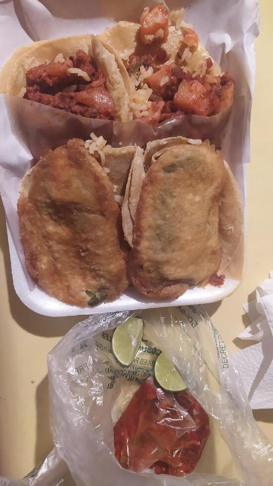 Carta del restaurante Tacos del Guisado "La Roca", Ciudad del México