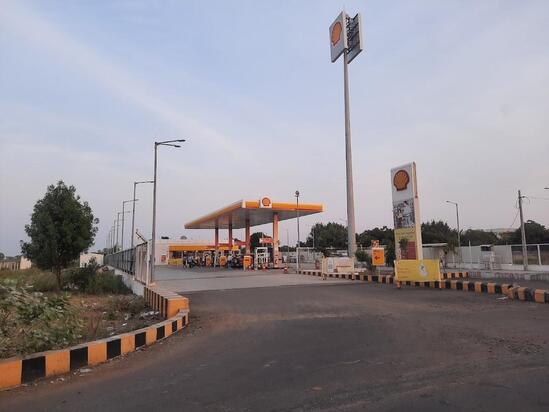 Shell petrol pump, Shapar - Restaurant reviews