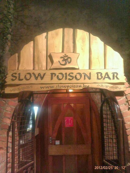 Carta de Slow Poison Bar, Pécs