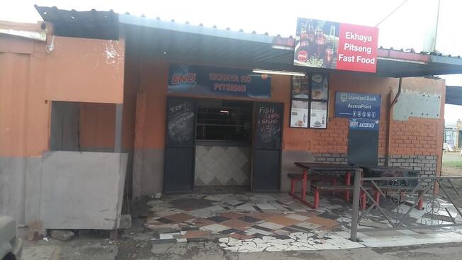 Menu at Ekhaya Ko Pitseng Fast Food, Brakpan