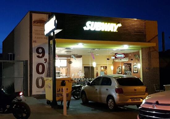 Subway Goianésia restaurante, Goianésia, Av. Goiás - Avaliações de ...