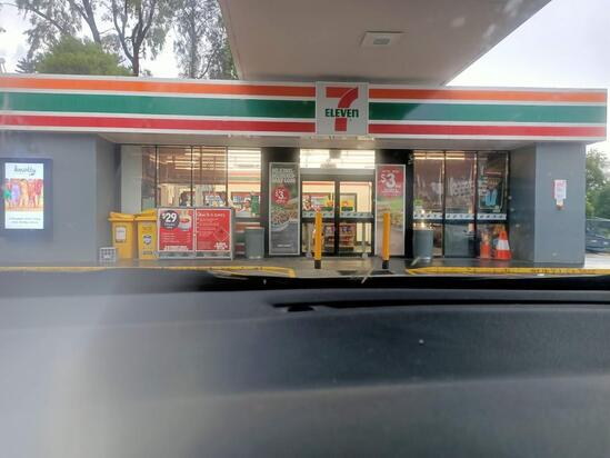 Menu at 7-Eleven, Box Hill