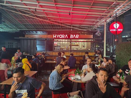 HYDRA BAR, Bandung - Restaurant reviews