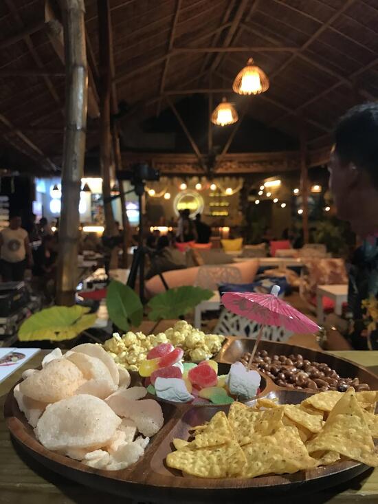CRAZE Alona Beach 24/7 - Shakes, Coffee, Sandwiches, ice cream desserts ...