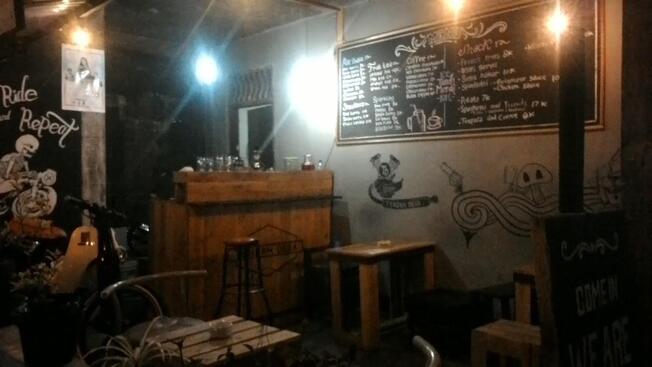Menu at Tengah Desa cafe, Betro