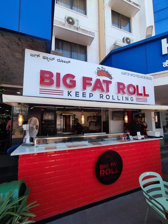 Big Fat Roll derlakatte, Ullal - Restaurant reviews