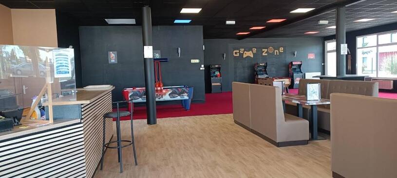 Web Arcade café, Loches - Restaurant reviews