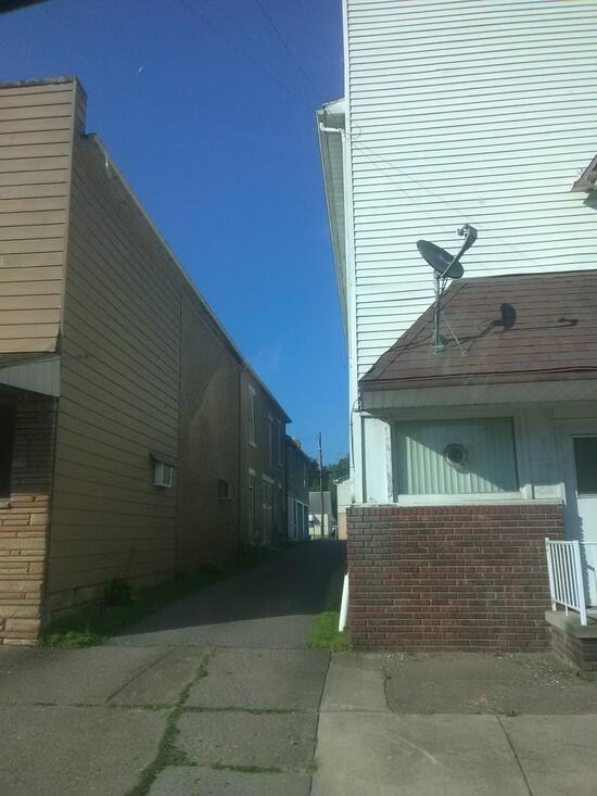 Buzzards Bar, Lowell - Restaurant menu, prices and reviews