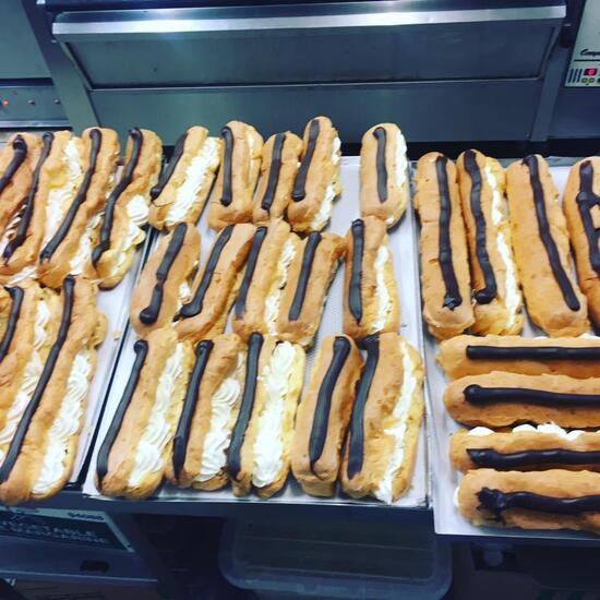 Sutton's Bakery, Tipton - Restaurant menu, prices and reviews