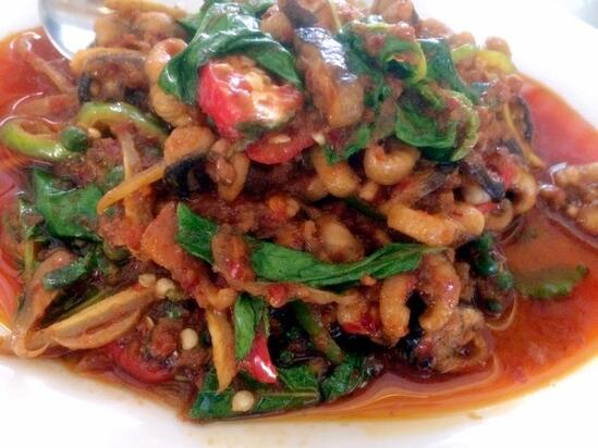 Restaurante ร้านอาหารครัวบ้านนา ชัยนาท, Tha Chai - Opiniones del ...