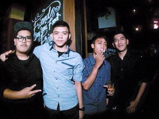 Menu at The Lobby pub & bar, Boston, 131 Broad St