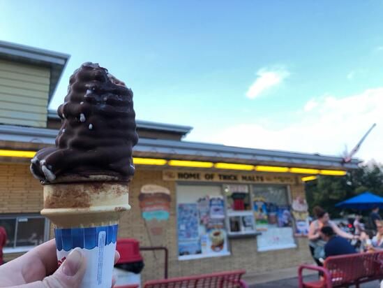 Menu at The Dairy Palace, Tinley Park