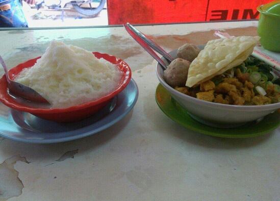 Menu at Sinar Garut restaurant, Jakarta, Jl Rawamangun Muka