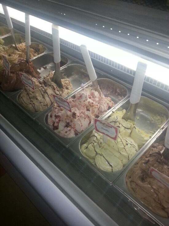 Menu at La Crema desserts, Davao City