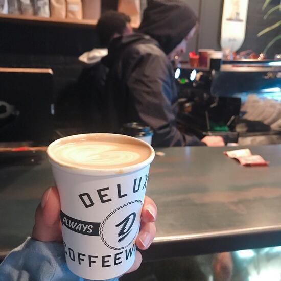 Deluxe Coffeeworks Kloof Street. cafe, Kapstadt, 8 Kloof St ...