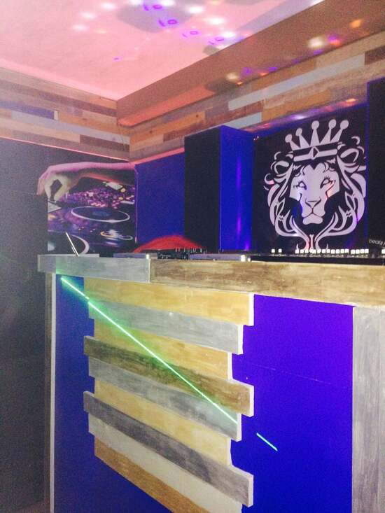 Menu at La Leona Bar, Leon