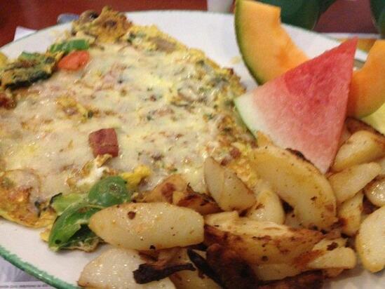 Menu at Chez Cora restaurant, Beloeil