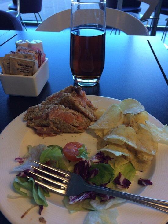 Bistro Ten-O-One restaurant, Xgħajra - Restaurantbewertungen