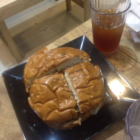 Carta del restaurante Baga Burger, Urdaneta del Pangasinán, XHHF+W42